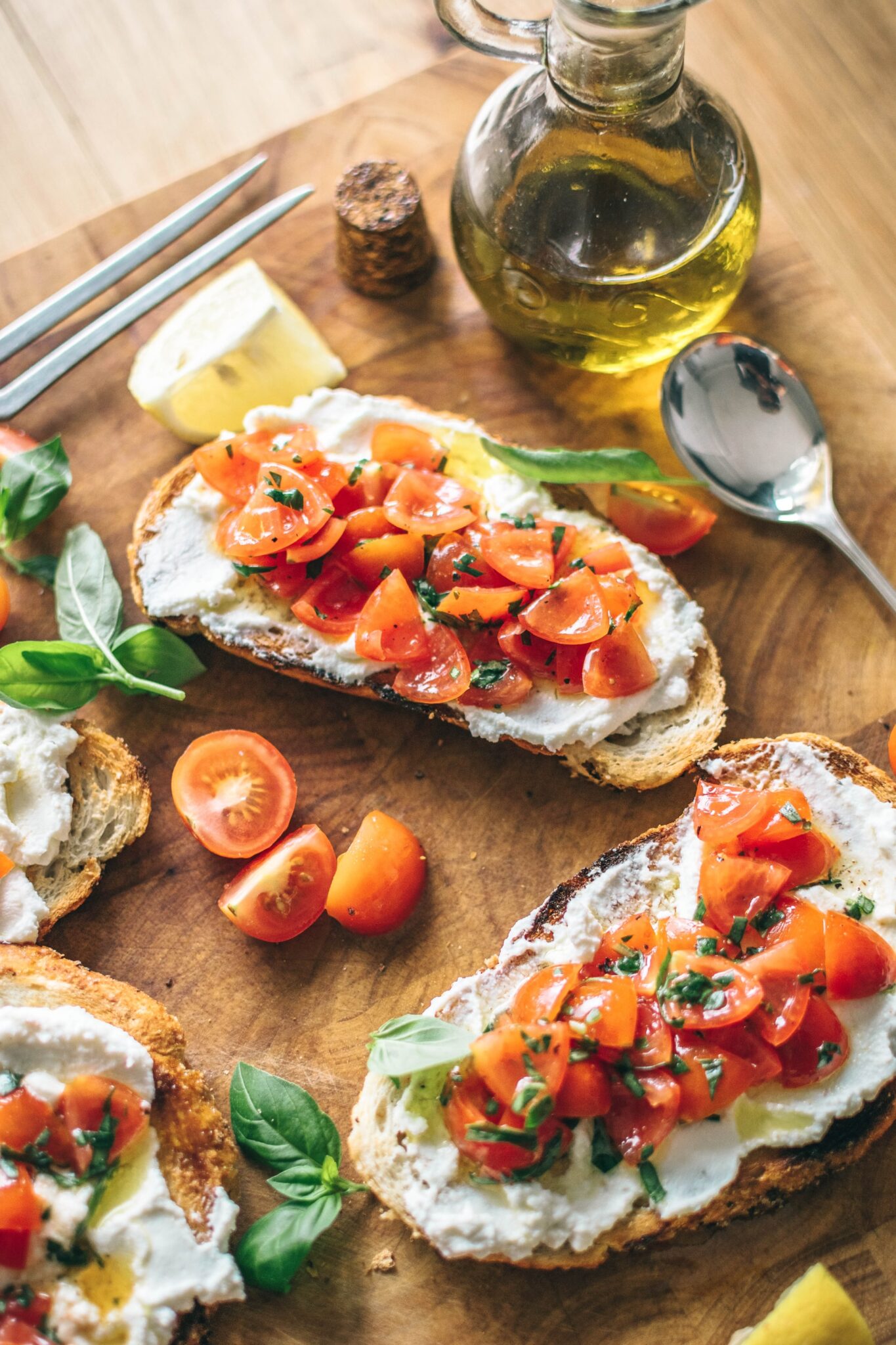 Sizzle Up Your Pan with Olive Oil for 4 Reasons - Be Renewed